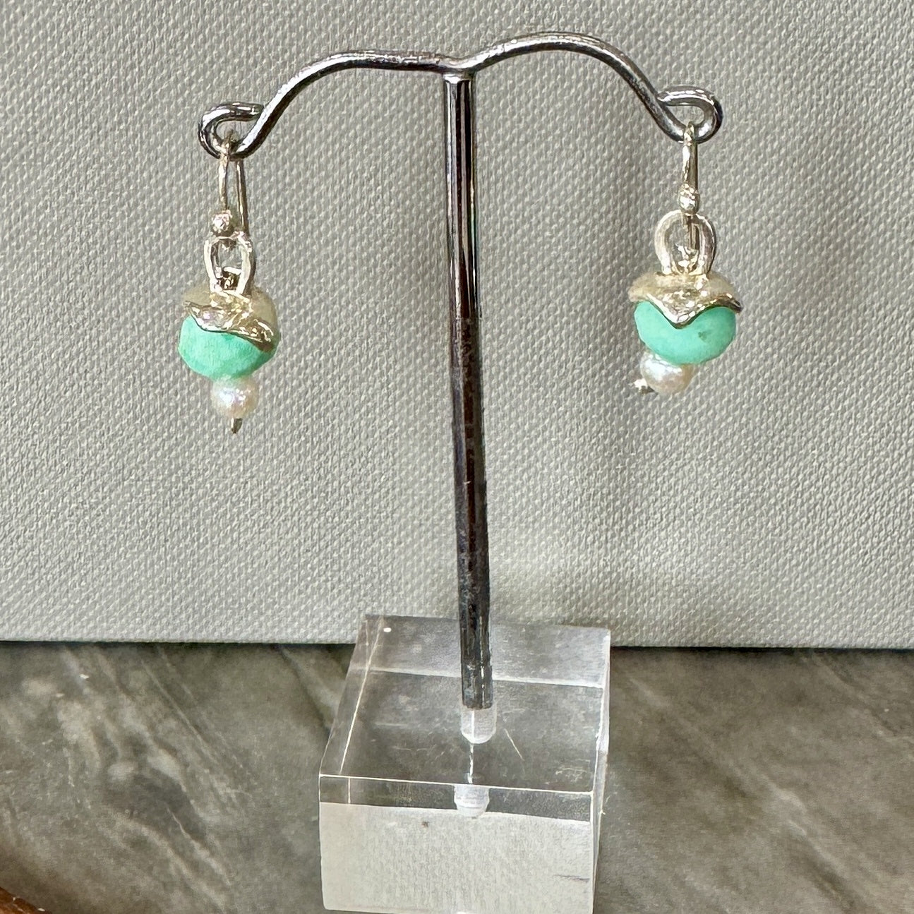 Turquoise & pearl bead earring – Pomme